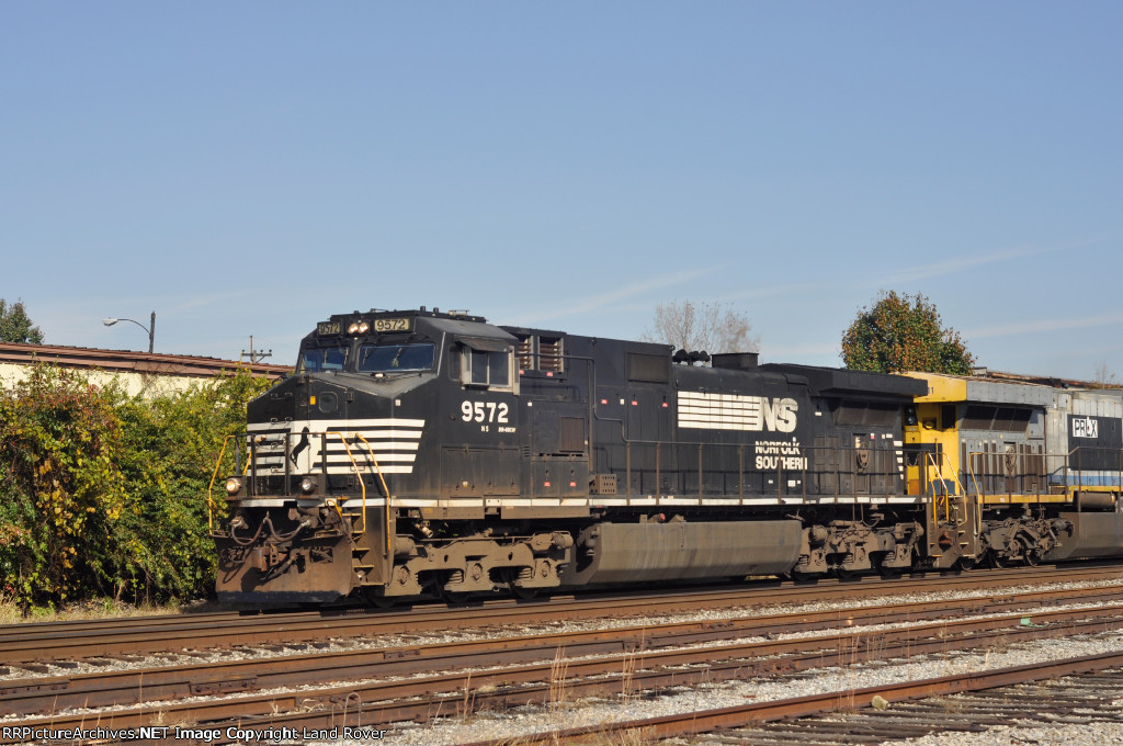 NS 9572 West